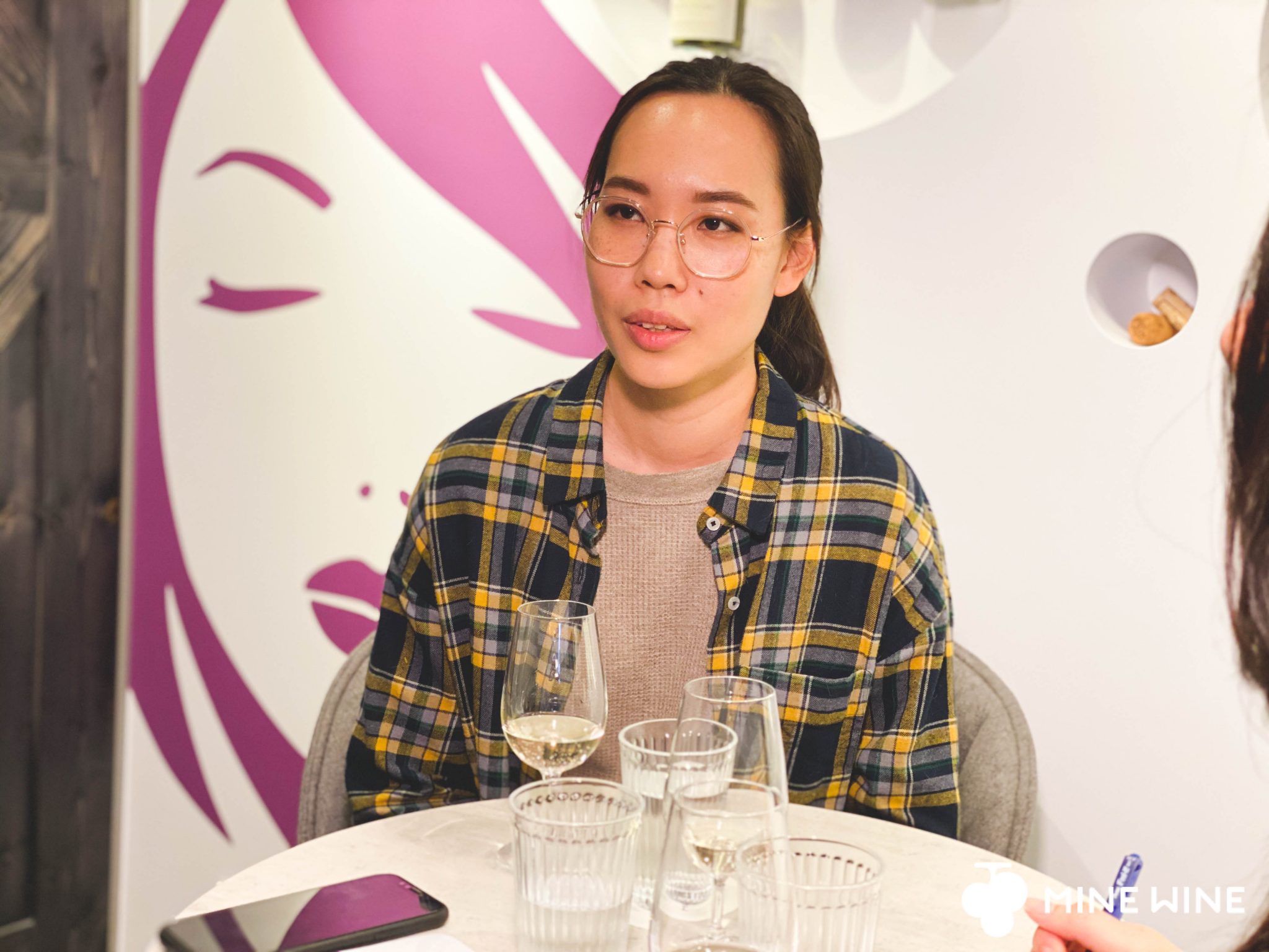 與其不斷焦慮，不如挺身勇敢！插畫家 Angel Chang 化不安為力量，用視覺創作傳遞真實與感受 | 女子學